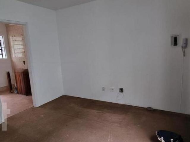 Apartamento à venda em Cavalhada com 39 m², 1 quarto