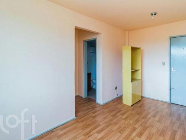 Apartamento à venda em Cavalhada com 41 m², 1 quarto, 1 vaga