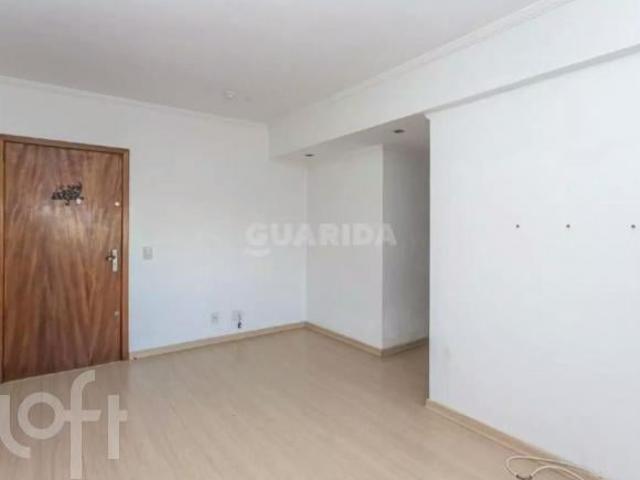 Apartamento à venda em Cavalhada com 61 m², 2 quartos, 1 vaga