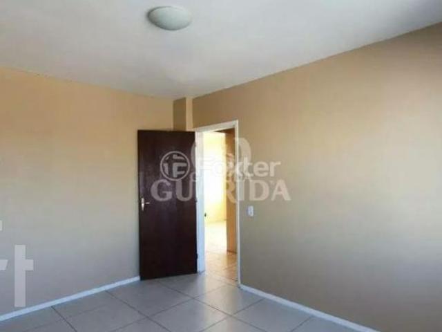 Apartamento à venda em Cavalhada com 71 m², 2 quartos