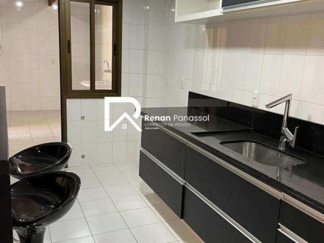 Apartamento à venda em Caxias do Sul, Centro, com 3 quartos, 120m²