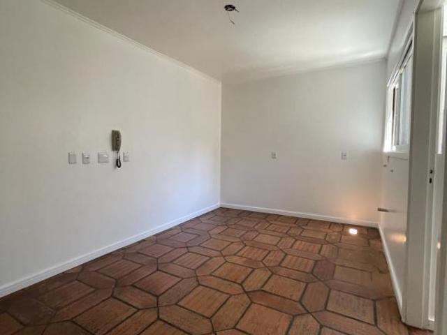 Apartamento à venda em Caxias do Sul, Santa Catarina, com 3 quartos, 210.64m²