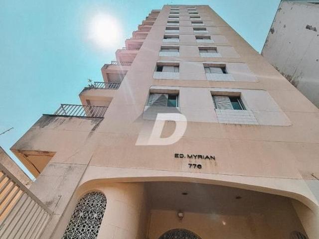 apartamento à venda em Centro