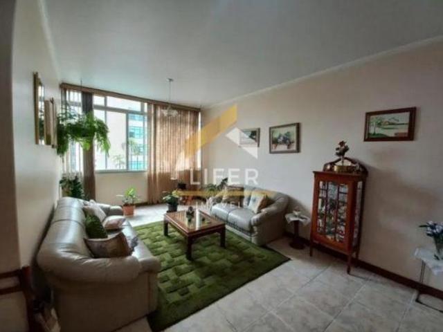 apartamento à venda em Centro