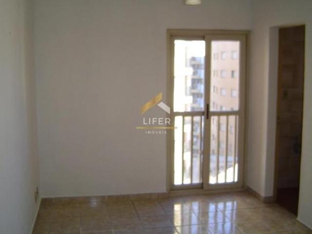 apartamento à venda em Centro