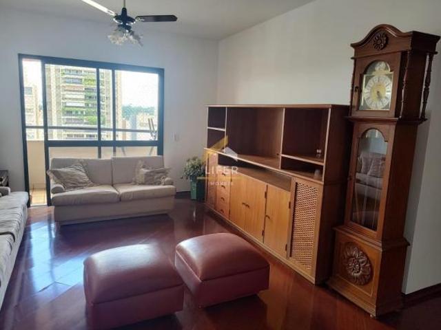 apartamento à venda em Centro