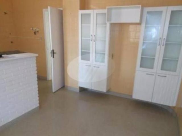 apartamento à venda em Centro