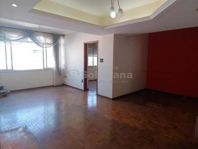 apartamento à venda em Centro