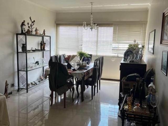 apartamento à venda em Centro