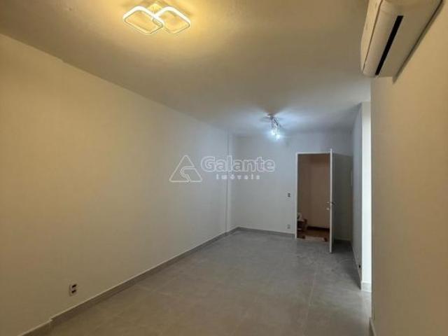 apartamento à venda em Centro