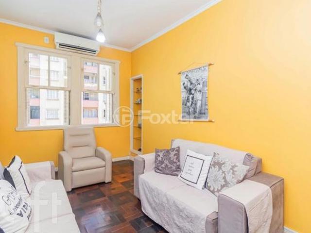 Apartamento à venda em Centro com 107 m², 3 quartos, 1 suíte