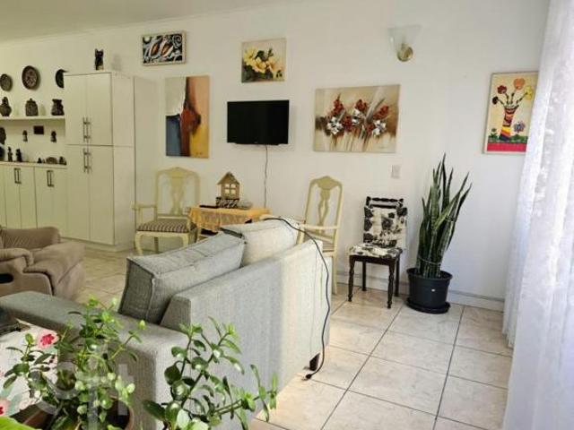 Apartamento à venda em Centro com 158 m², 3 quartos, 1 vaga