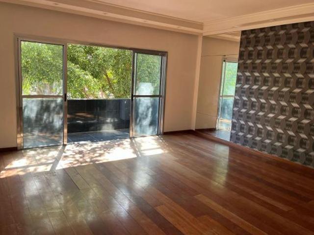 Apartamento à venda em Centro com 150 m², 4 quartos, 1 vaga
