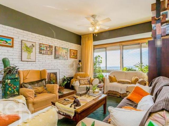 Apartamento à venda em Centro com 205 m², 3 quartos, 1 suíte