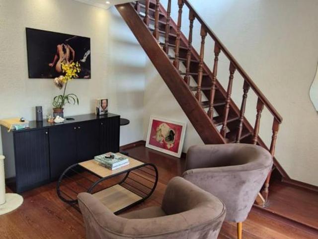 Apartamento à venda em Centro com 239 m², 4 quartos, 2 vagas