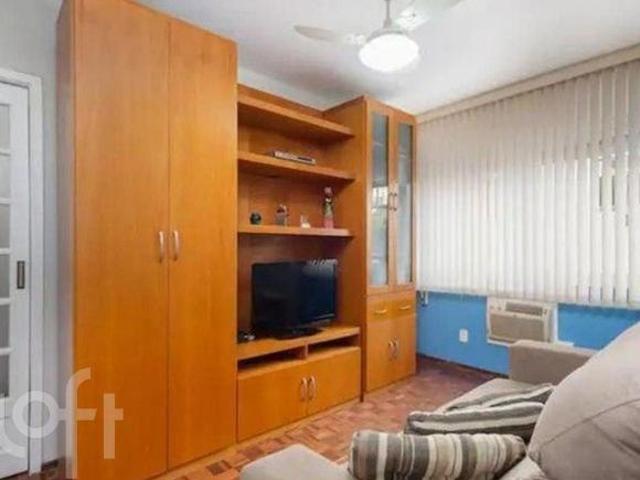 Apartamento à venda em Centro com 49 m², 2 quartos