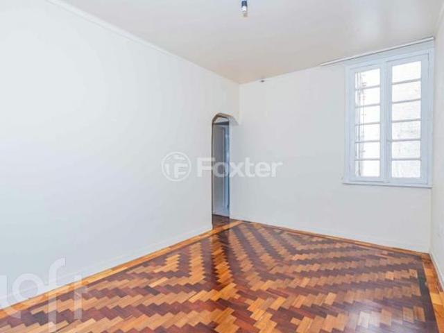 Apartamento à venda em Centro com 50 m², 2 quartos