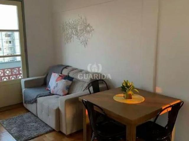 Apartamento à venda em Centro com 60 m², 2 quartos