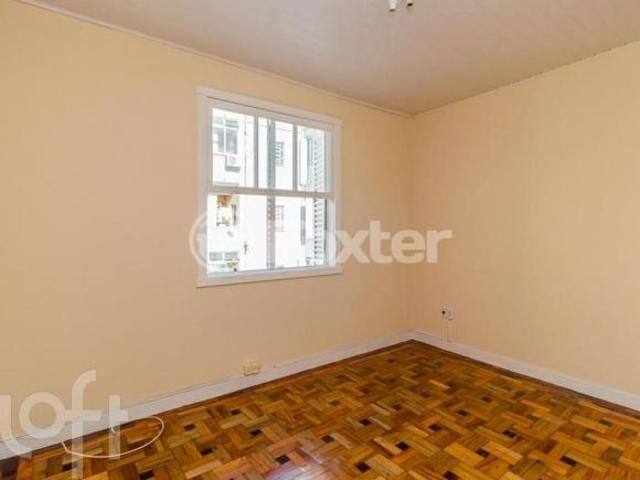 Apartamento à venda em Centro com 62 m², 2 quartos