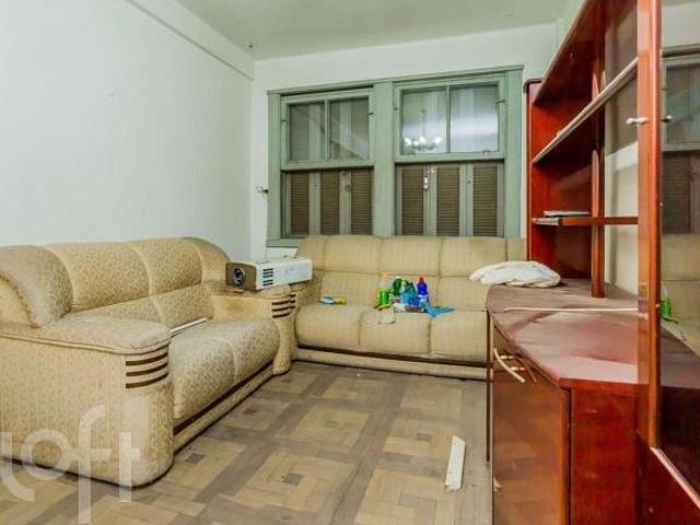 Apartamento à venda em Centro com 66 m², 2 quartos