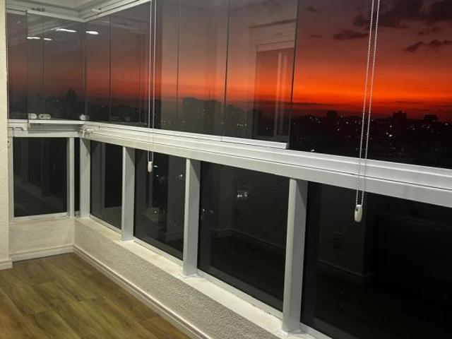 Apartamento à venda em Centro com 68 m², 3 quartos, 2 vagas