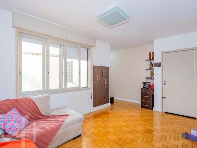 Apartamento à venda em Centro com 78 m², 2 quartos
