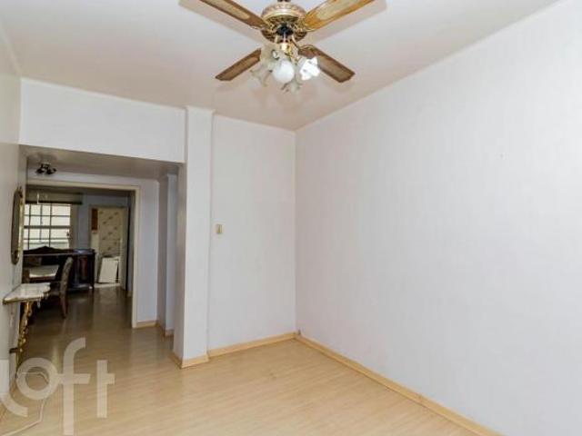 Apartamento à venda em Centro com 80 m², 2 quartos