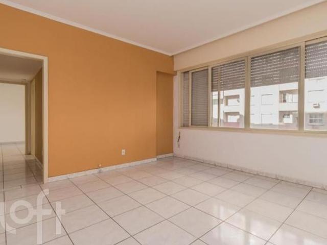 Apartamento à venda em Centro com 94 m², 2 quartos, 1 suíte