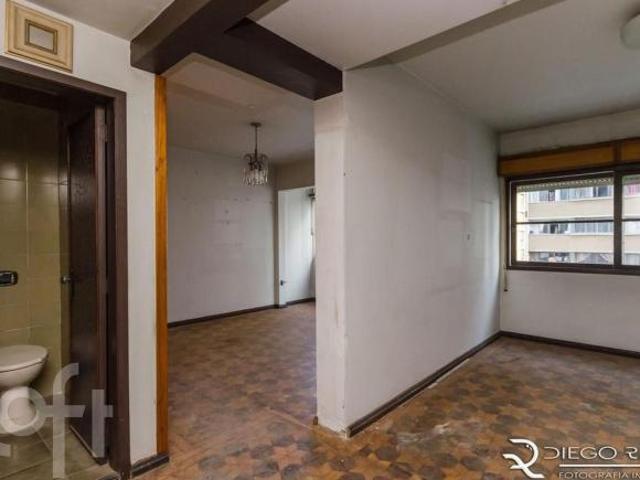 Apartamento à venda em Centro com 99 m², 3 quartos