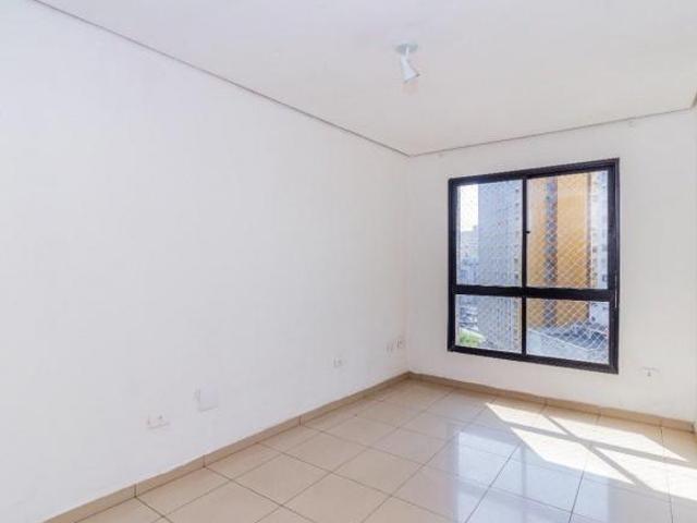 Apartamento à venda em Centro Histórico de São Paulo com 35 m², 1 quarto, 1 vaga