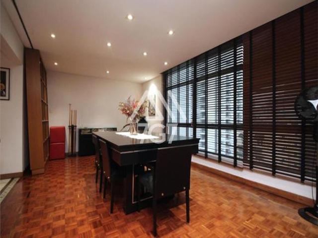 APARTAMENTO À VENDA EM CERQUEIRA CESAR