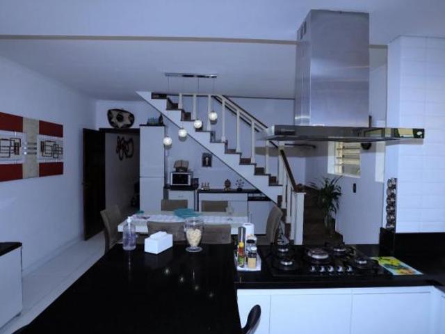 Apartamento à venda em Chácara Cruzeiro do Sul com 154 m², 3 quartos, 4 vagas