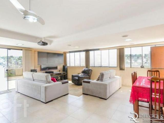 Apartamento à venda em Chácara das Pedras com 195 m², 3 quartos, 1 suíte, 2 vagas
