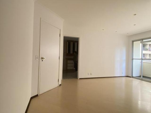 Apartamento à venda em Chácara Inglesa com 74 m², 3 quartos, 2 vagas