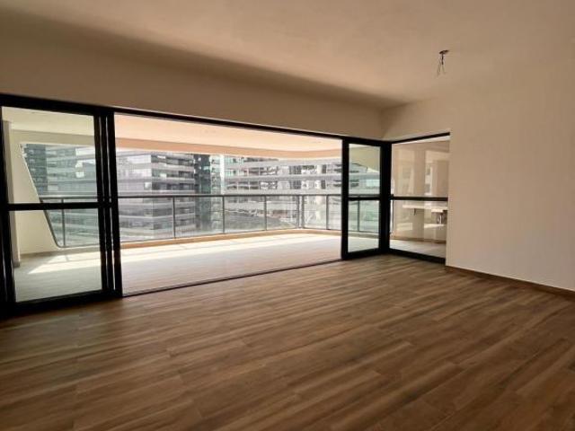 Apartamento à venda em Chácara Santo Antônio Zona Sul com 196 m², 4 quartos, 3 vagas