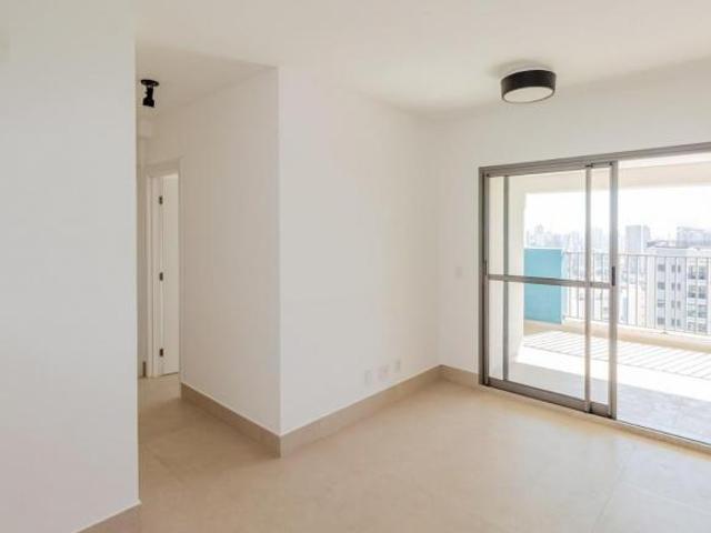 Apartamento à venda em Chácara Seis de Outubro com 64 m², 2 quartos, 1 vaga