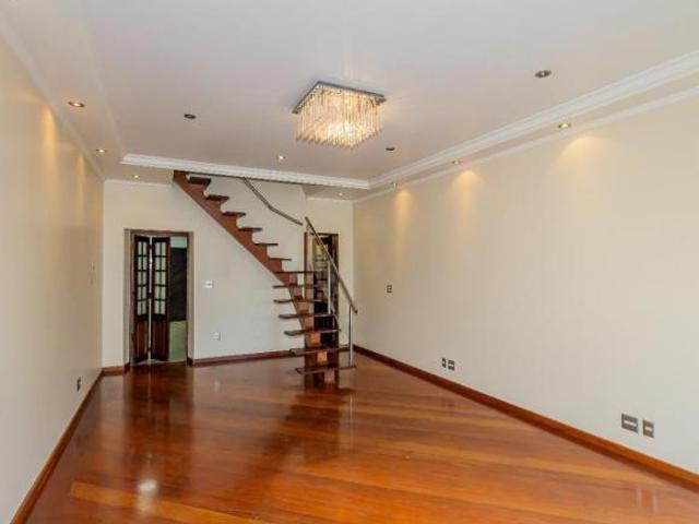 Apartamento à venda em Chácara Seis de Outubro com 302 m², 3 quartos, 4 vagas