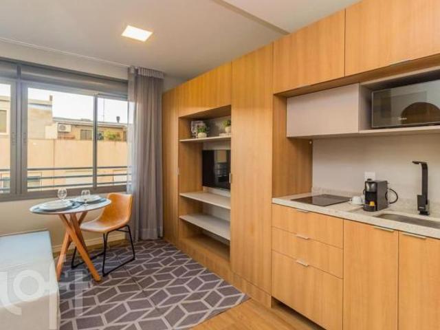 Apartamento à venda em Cidade Baixa com 25 m², 1 quarto, 1 vaga