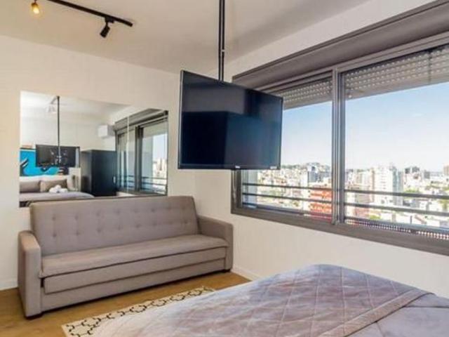 Apartamento à venda em Cidade Baixa com 27 m², 1 quarto, 1 suíte, 1 vaga