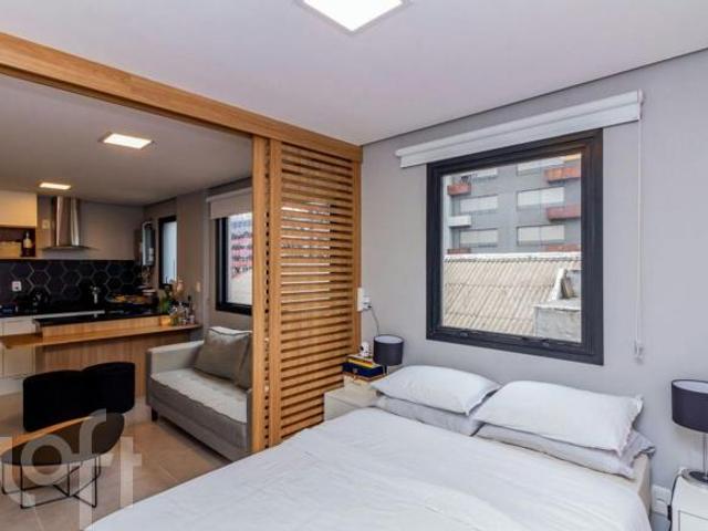 Apartamento à venda em Cidade Baixa com 30 m², 1 quarto, 1 suíte, 1 vaga