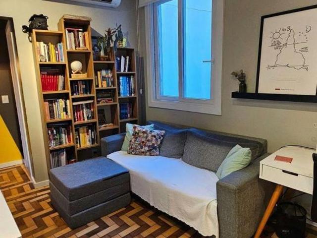 Apartamento à venda em Cidade Baixa com 44 m², 1 quarto