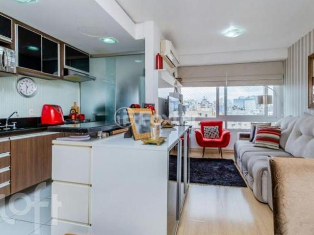 Apartamento à venda em Cidade Baixa com 65 m², 2 quartos, 1 suíte, 1 vaga