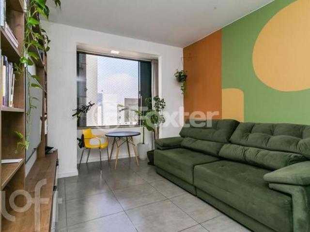 Apartamento à venda em Cidade Baixa com 74 m², 2 quartos