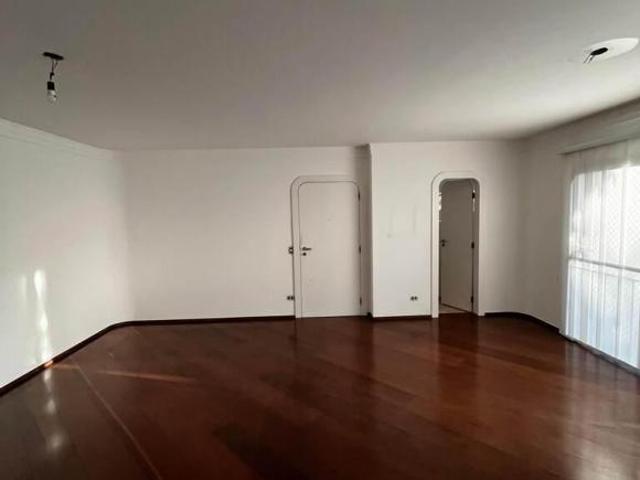 Apartamento à venda em Cidade Centenário com 154 m², 4 quartos, 2 vagas