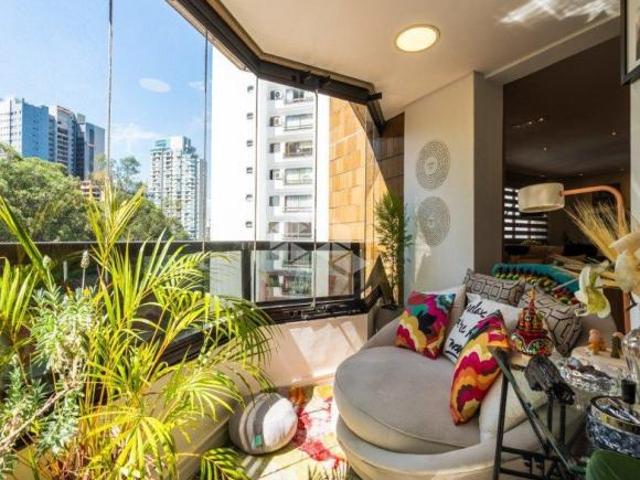 Apartamento à Venda em Cidade Monções SP