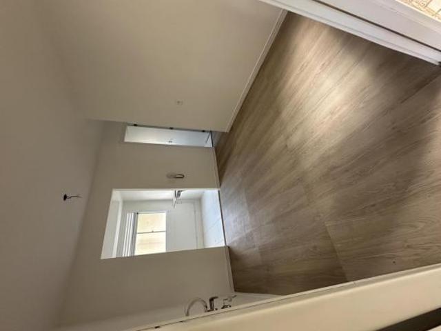 Apartamento à venda em Colônia Zona Leste com 30 m², 1 quarto, 1 vaga