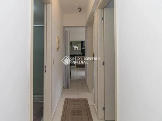 Apartamento à Venda em Condomínio com Infraestrutura de Clube em Porto Alegre
