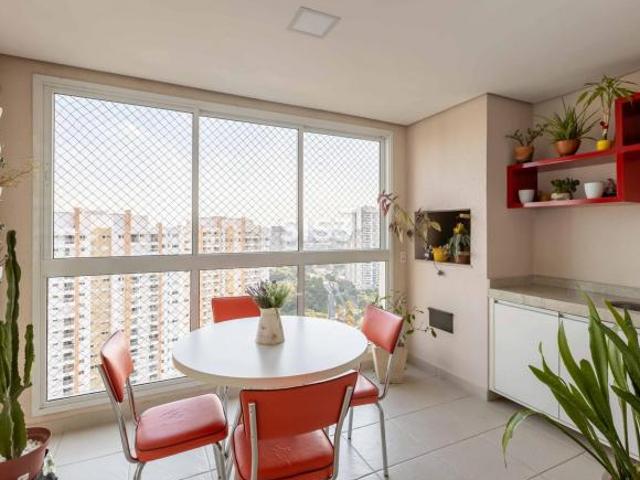 Apartamento à venda em condomínio clube com 3 quar