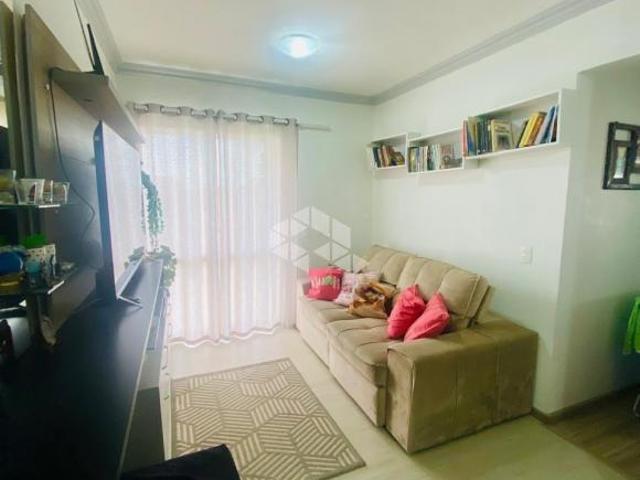 Apartamento à venda em condomínio clube Caxias do Sul
