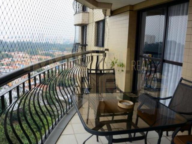 Apartamento à venda em Condomínio Clube no Alto da Boa Vista 4 quartos
